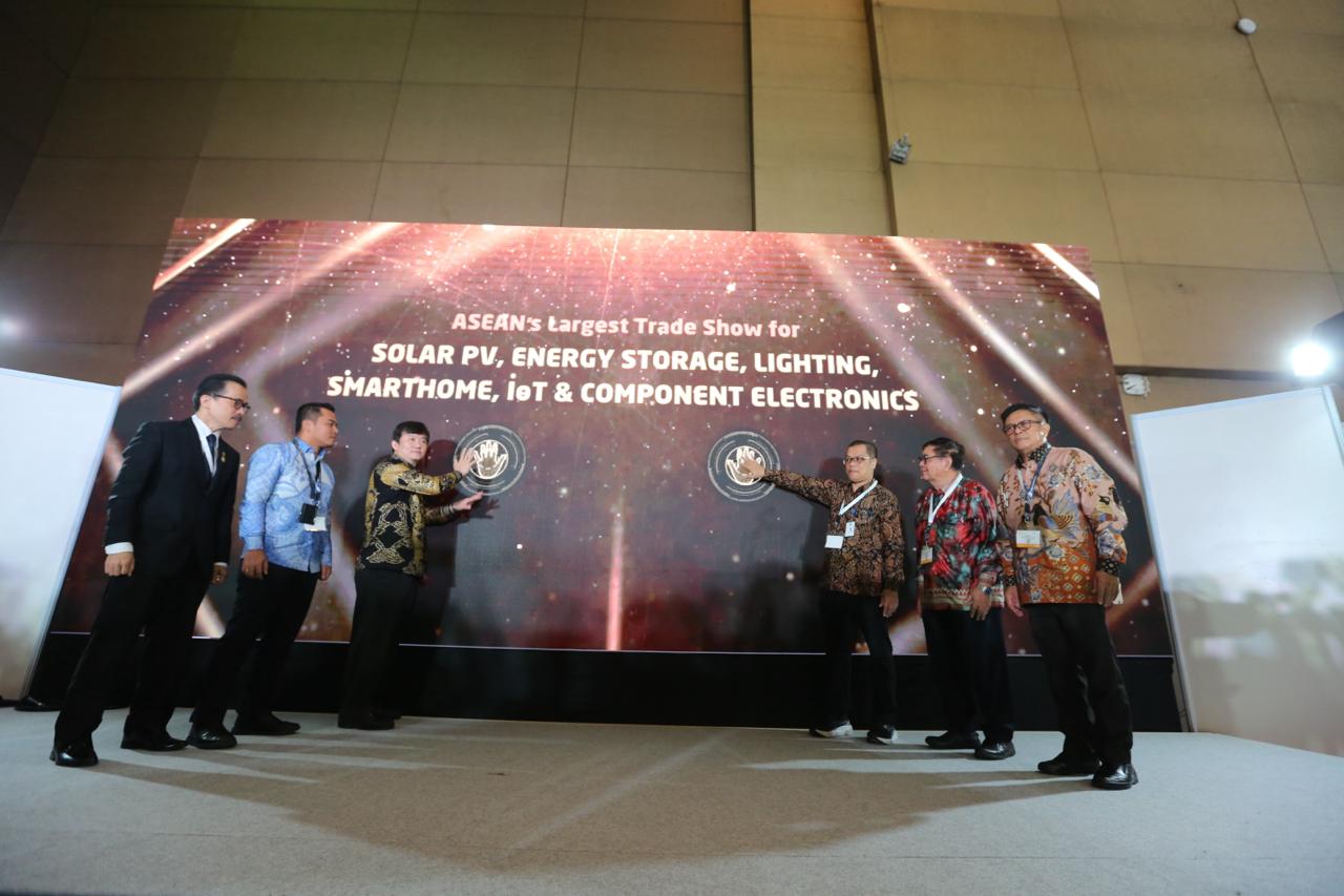 Resmi dibuka, Pameran B2B Terbesar Se-Asia Tenggara di Industri Solar PV, Energy Storage ...